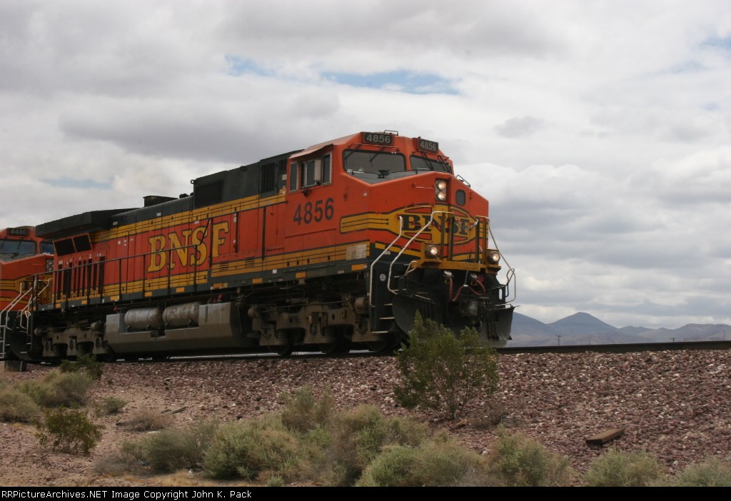 BNSF 4856